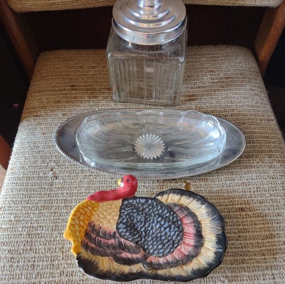 Kitchen | Vintage Glass Storage Jar With Topsmall Turkey Tray And 2pc ...